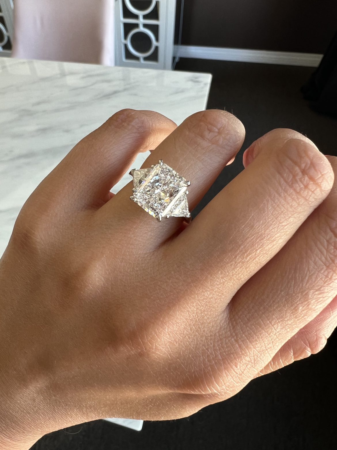 What you need to know: Cushion Cut Diamonds vs. Radiant Cut Diamonds ...